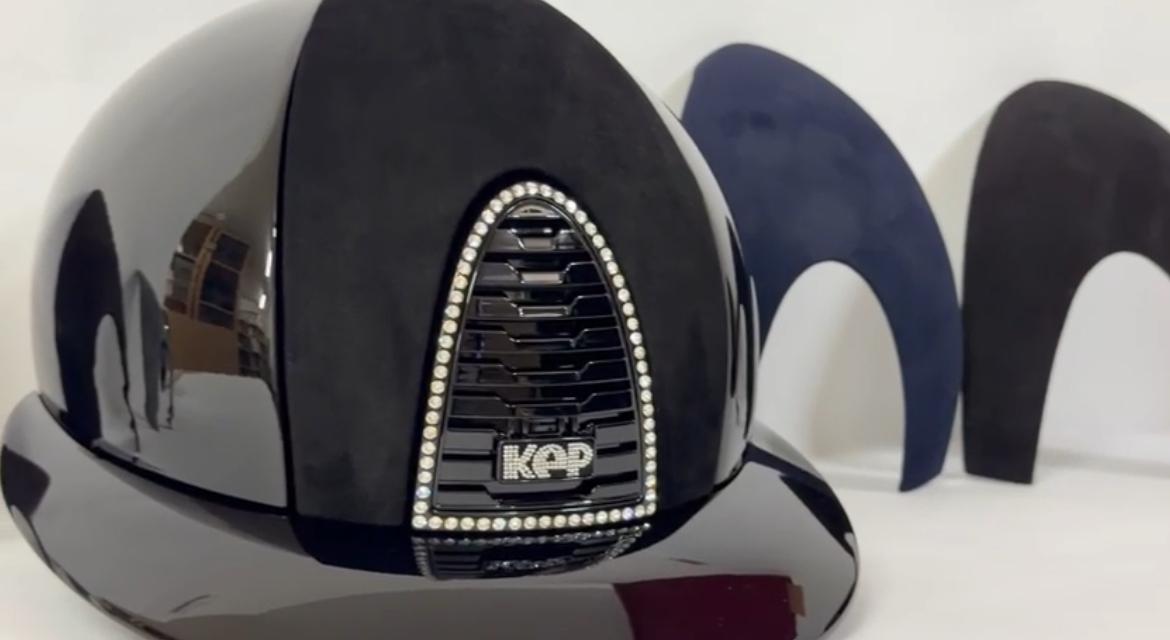 How to Change KEP Italia Cromo 2.0 Front & Rear Panels – About Helmets